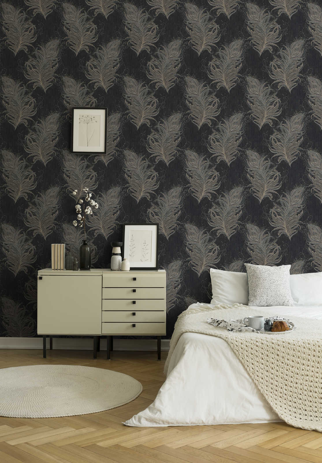 Black non-woven wallpaper - feathers - metallic colours | A.S.