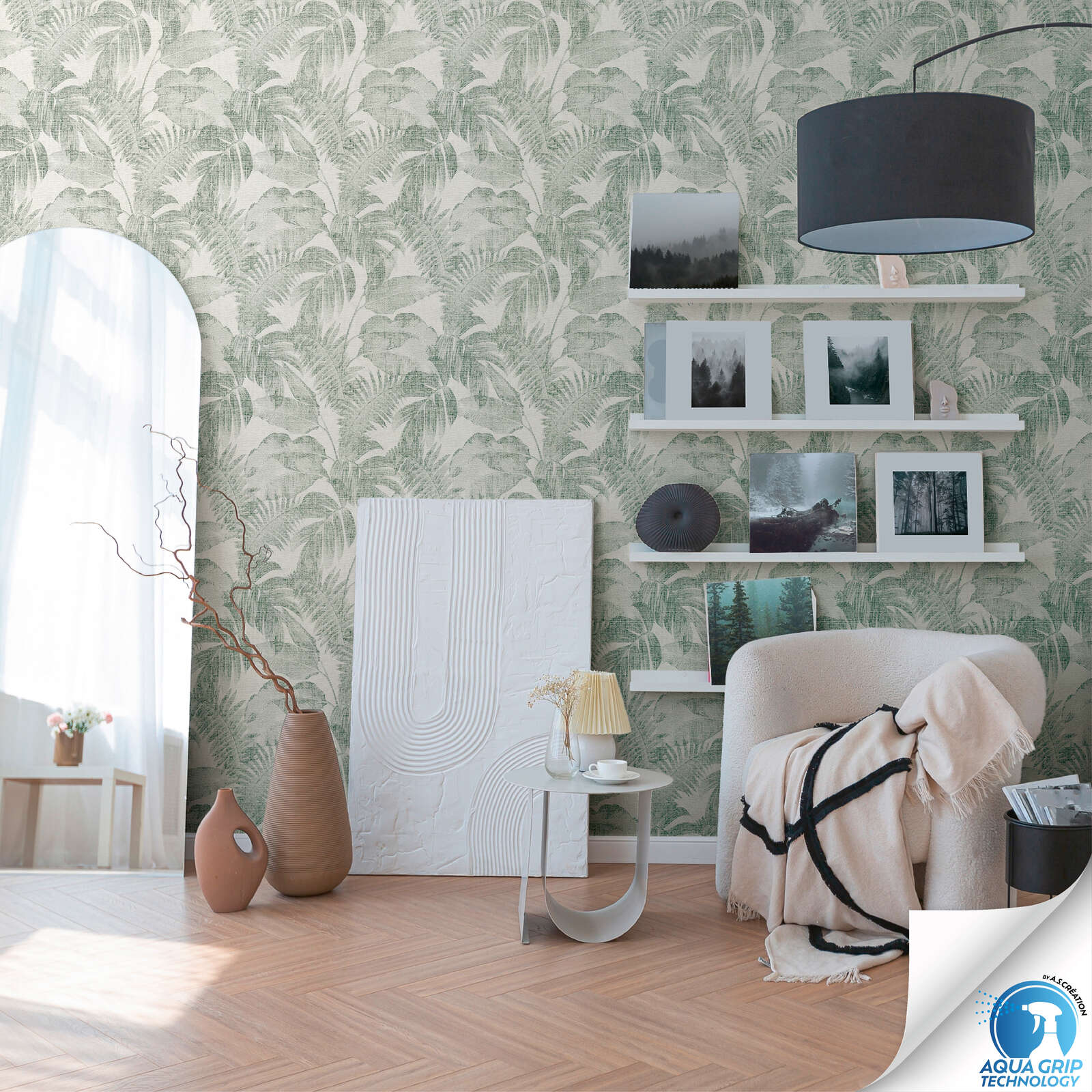 Vintage jungle non-woven wallpaper - fern leaves & subtle texture